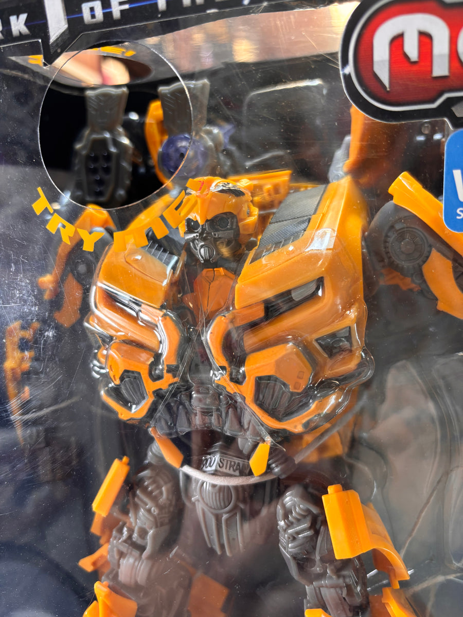 Bumblebee & StarScream Dark of the Moon (Transformers Mechtech,Hasbro ...
