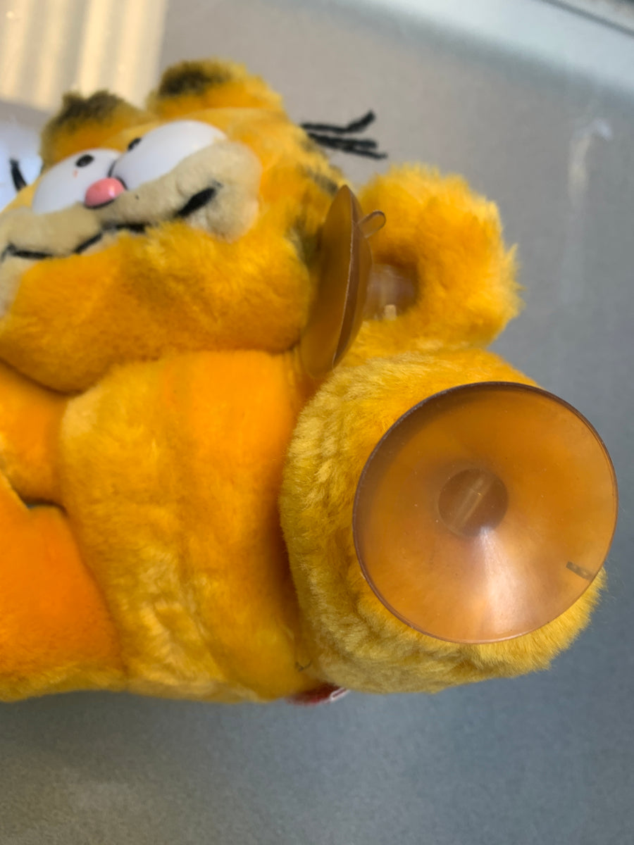 Plush Garfield with Suction hands (Garfield, United Feature Syndicate ...